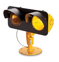 ERGL-H - Runway Guard Light, Elevated, Halogen - ADB SAFEGATE